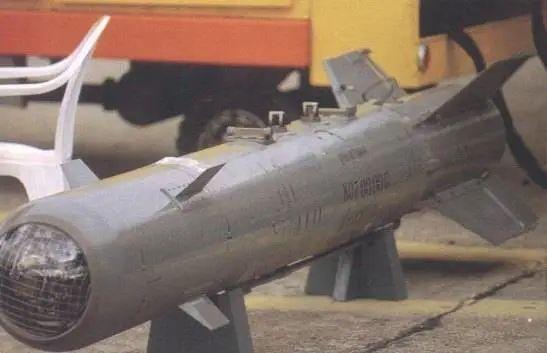 天空中的钢铁弹雨——世界几种集束炸弹武器 - 知乎