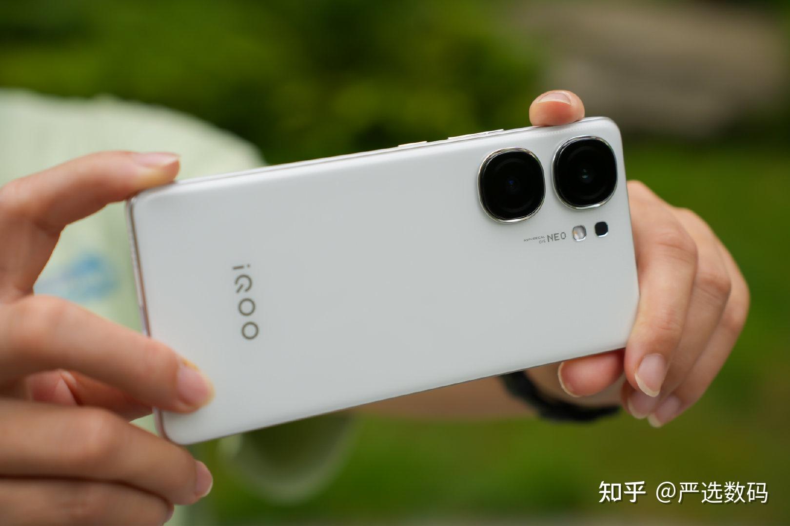 618 iQOO率先开大，Neo9s Pro：2699元起！ - 知乎