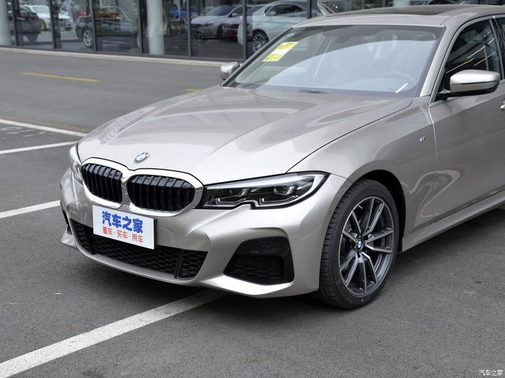 宝马3系总算“低头”，跌至27.29万！全系2.0T+8AT，A4L买早了！ - 知乎