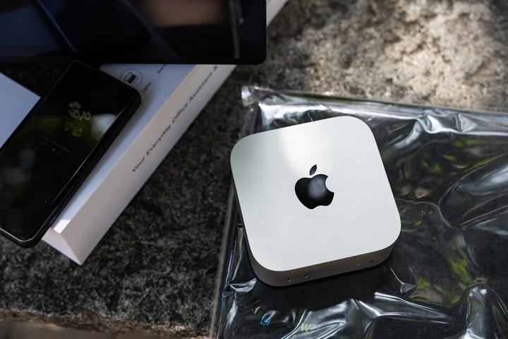 国补3500入手Macmini M4，竟然支持触控了！EHOMEWEI Q2便携屏这波给力 - 知乎