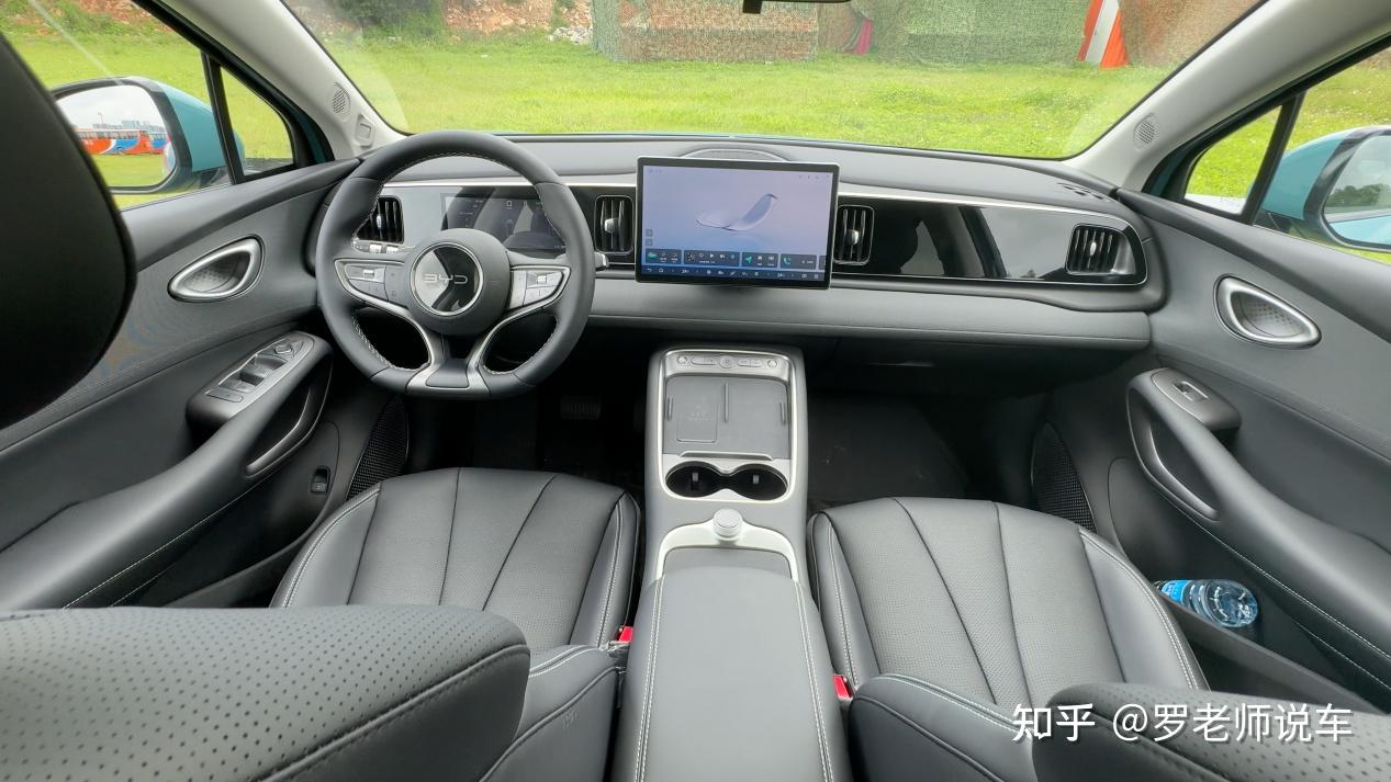 深蓝S05对比海狮05EV，谁才是十五万内纯电SUV的全能选手？ - 知乎