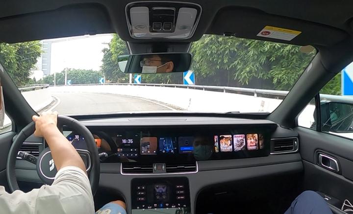 加入激光雷达后的ACC/LCC，不单止和别人不一样，还变的更加强！ - 知乎