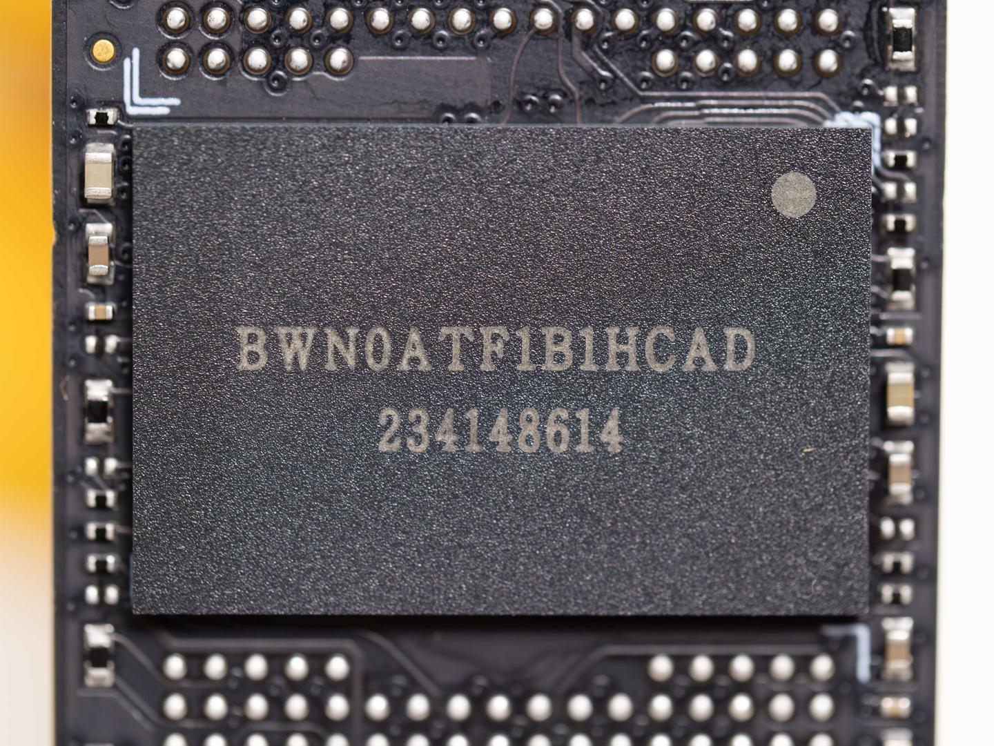 幕后存储大佬走向台前的诚意之作：佰维WOOKONG NV7400 1TB SSD专业向详细评测