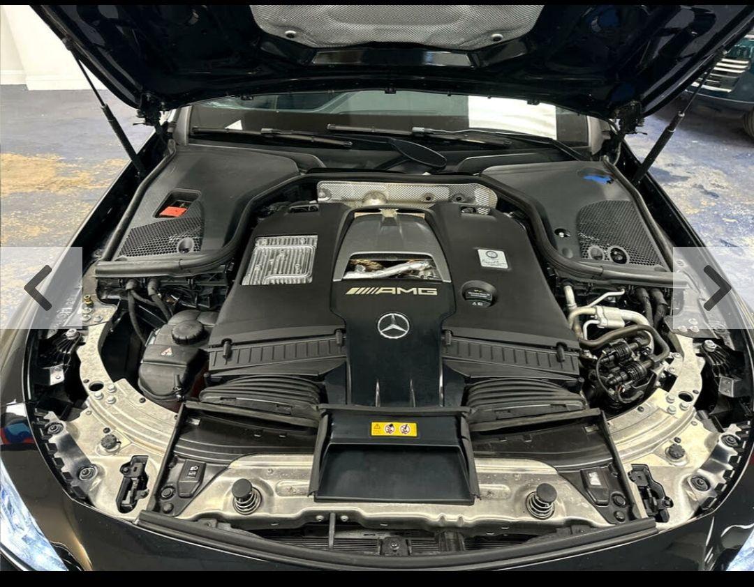 消息称梅赛德斯-AMG C63 及 E63 车型回归使用 V8 发动机，对此你有哪些期待？ - 知乎