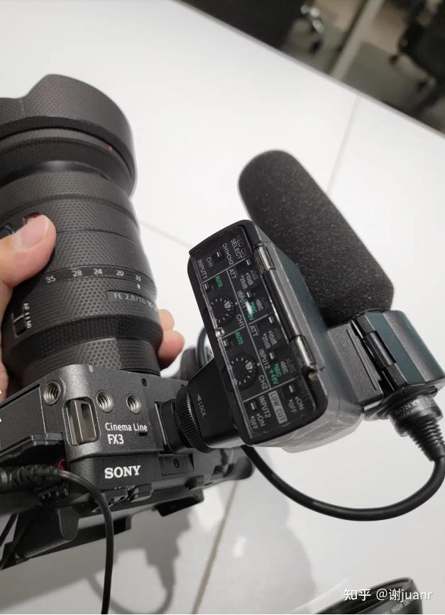 SONY FX3 和A7S3 价格差8000 块的区别在哪？ - 知乎