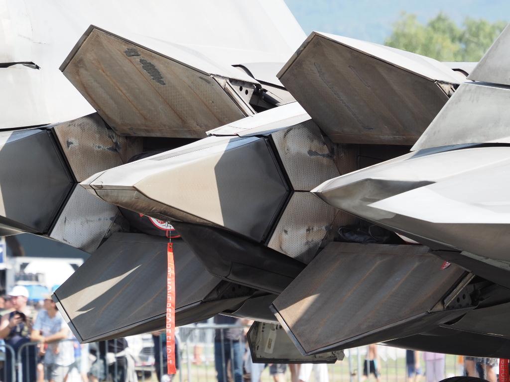 F-22猛禽战斗机 / Lockheed Martin F-22 Raptor（第一部分：概述、历史）- 中英文维基百科词条融合，由辽观搬运 ...