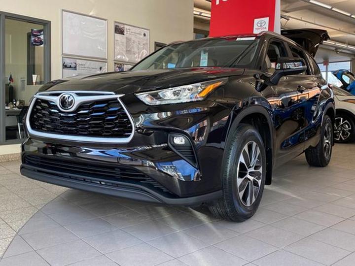 全新一代汉兰达实拍，比奥迪Q5漂亮，新增2.5L混动，或年底上市 - 知乎