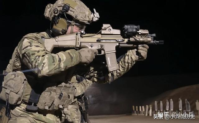 想让FN SCAR发挥最大效能？你需要知道这些！ - 知乎