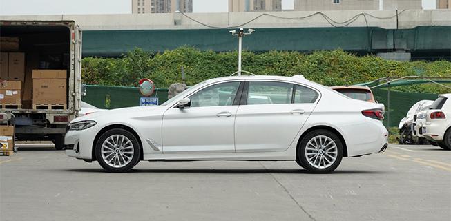 中期改款宝马5系Li来了！2.0T+8AT最大252马力，42.69万元起售 - 知乎