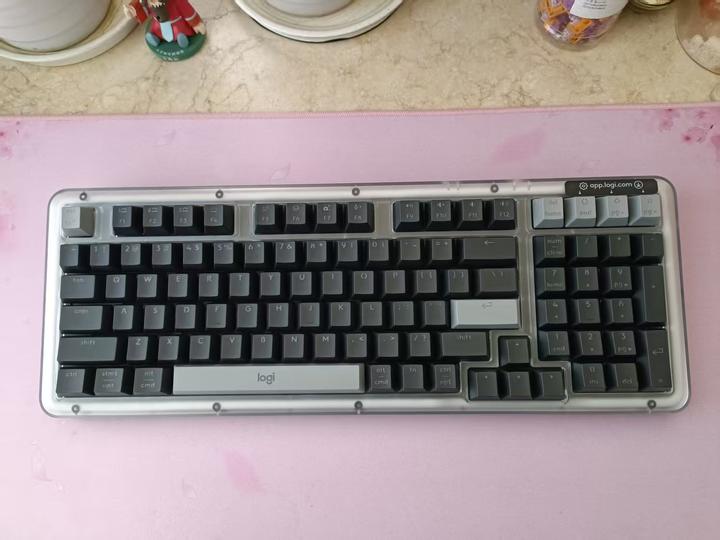 罗技琥珀K98M：499的新赛道，外壳质感无敌，内胆也有创新，但水准平平！ - 知乎