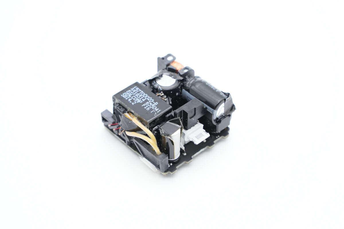 拆解报告：Apple苹果iPhone 15原装20W快充充电器A2244 - 知乎