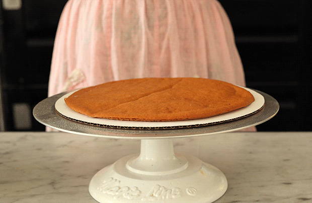 Take the cake 不是“拿走蛋糕”，真正意思和蛋糕没关系! - 知乎