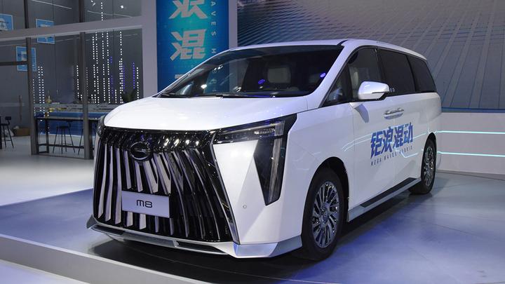 同为高端MPV价格相差7万，传祺M8宗师对比GL8陆尊谁更值？ - 知乎