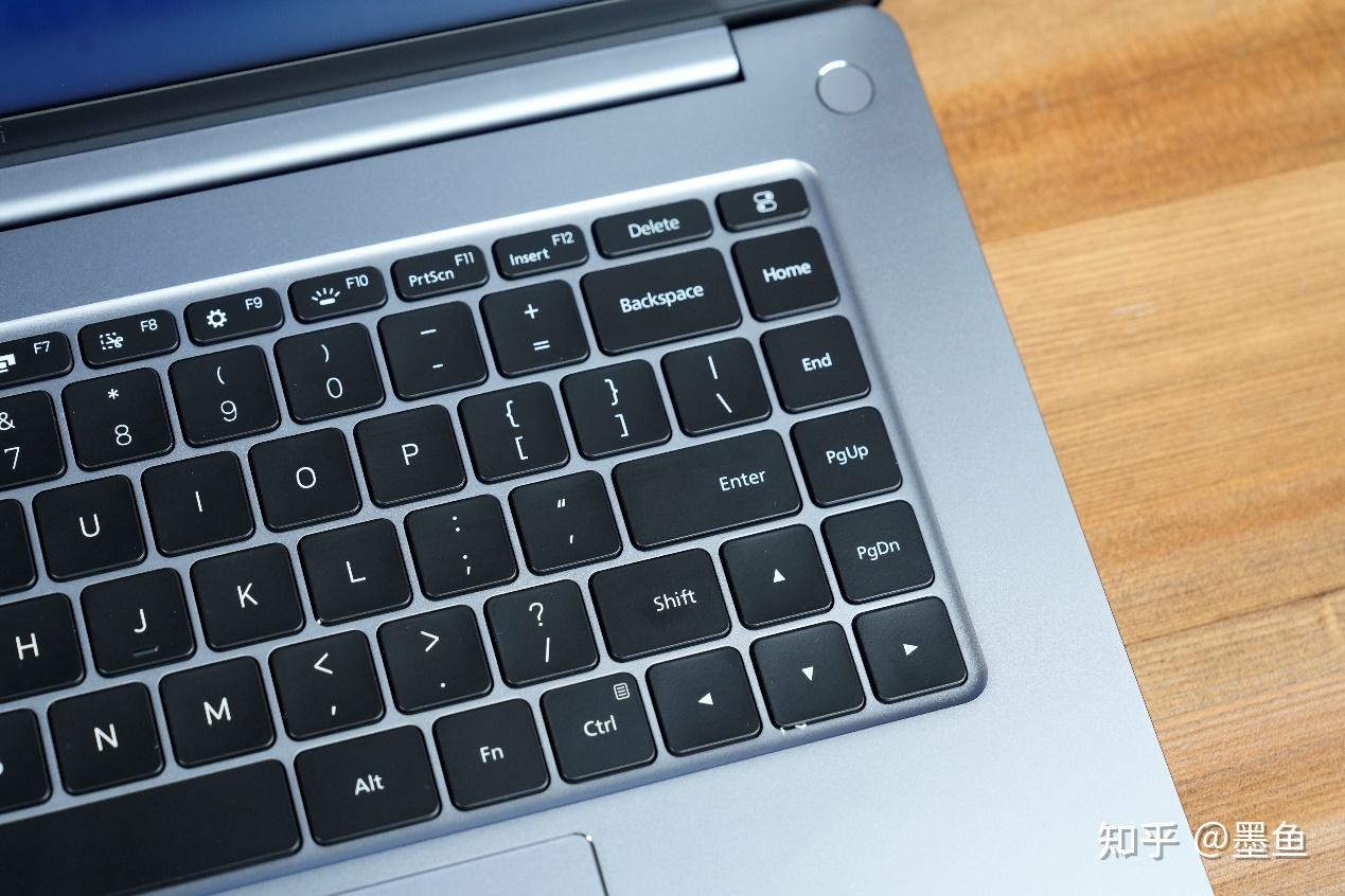 剑走偏锋？——小米 Redmi Book Pro 16 评测