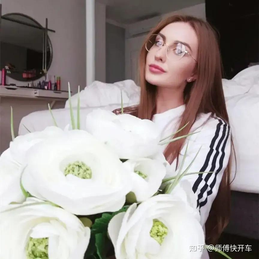 为满足自身需求，18岁入行的东欧极品尤物-Lena Reif - 知乎