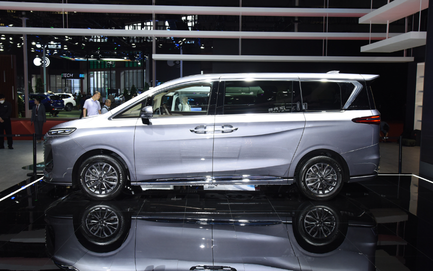 20万预算买家用MPV，奔腾M9与传祺M8谁更值得入手？ - 知乎