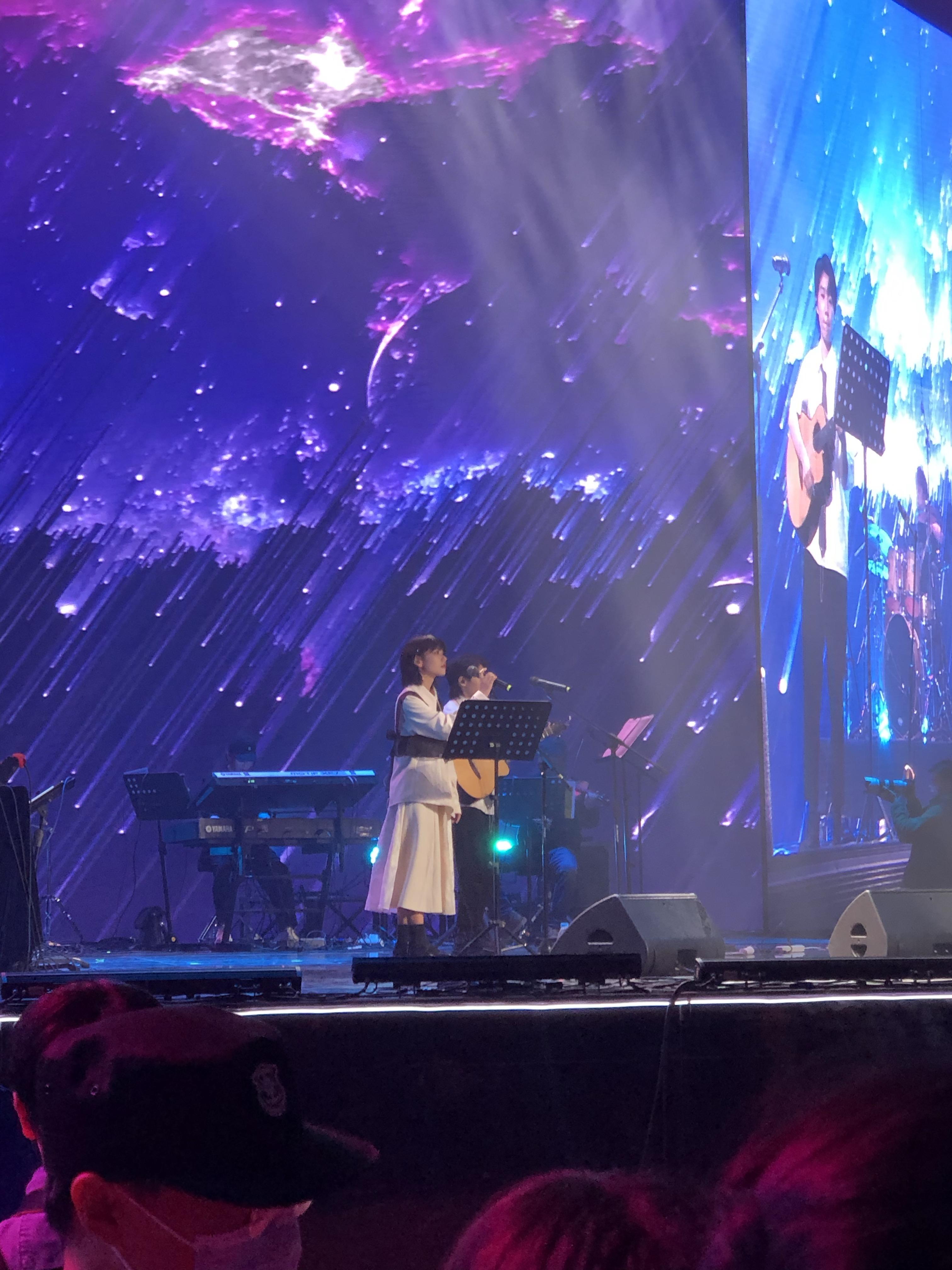 你们怎样评价房东的猫主唱王心怡的颜值呢? - 知乎