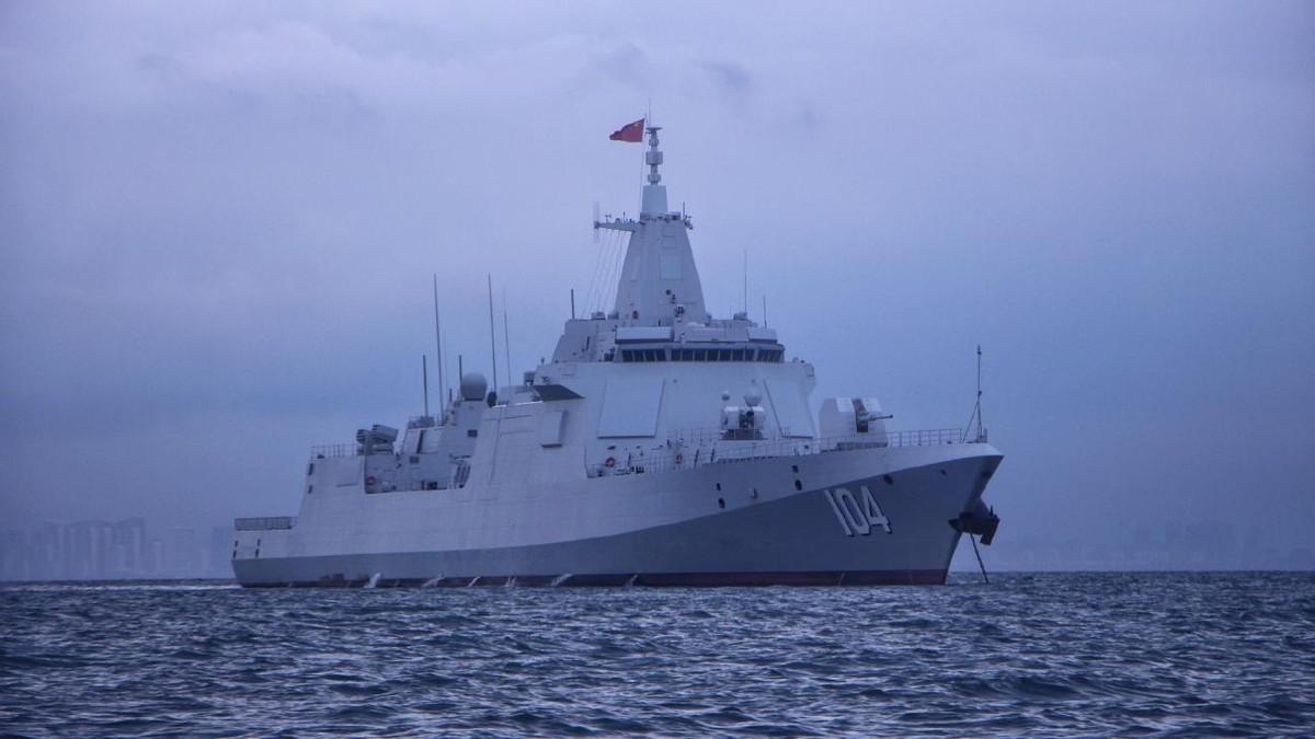 052D后续舰不搞了？055直接和054B搭档，成为中国海军新一代核心? - 知乎