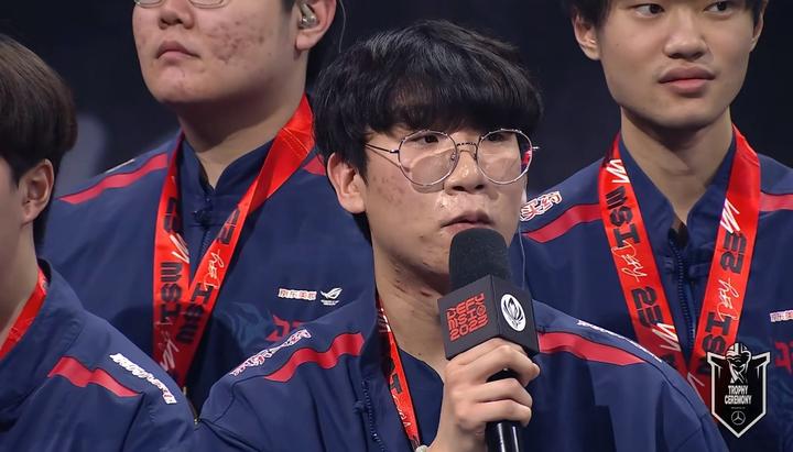 JDG战队遭污蔑，LCK观众集体狂欢，Faker处境危险，夺冠压力巨大 - 知乎