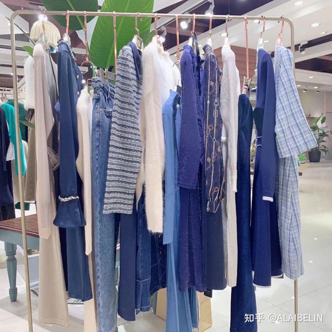 时尚品牌折扣女装AS-BCN连衣裙卫衣裤裙穿搭 - 知乎