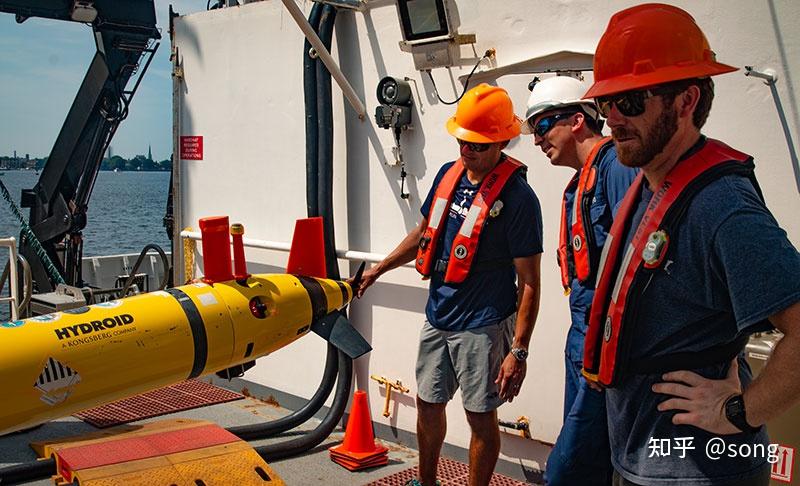 Seafloor Mapping with the REMUS 600 Autonomous Underwater Vehicle-July ...