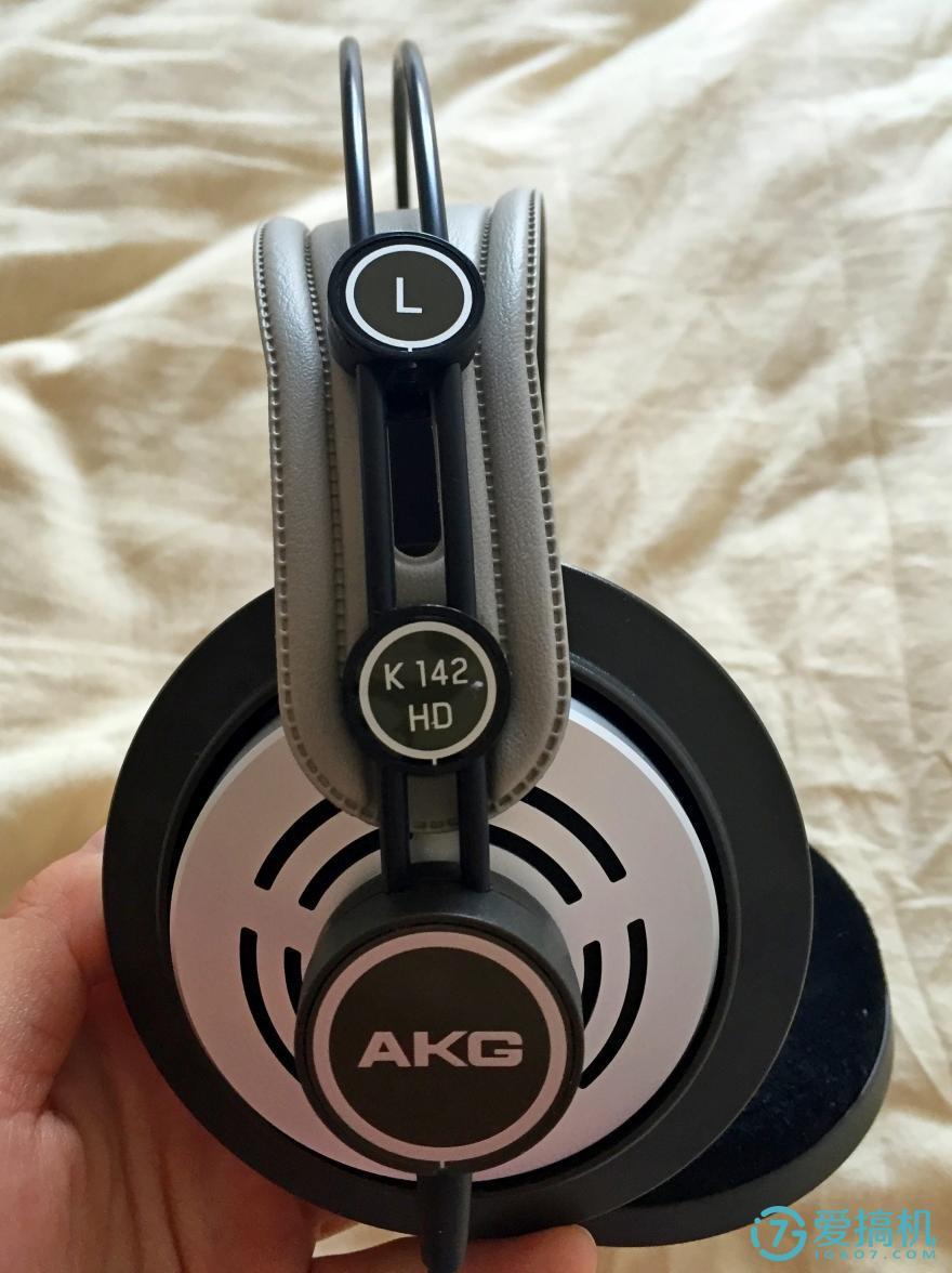 真正正确的声音之初体验—— AKG 爱科技 K142HD 头戴式监听耳机 - 知乎