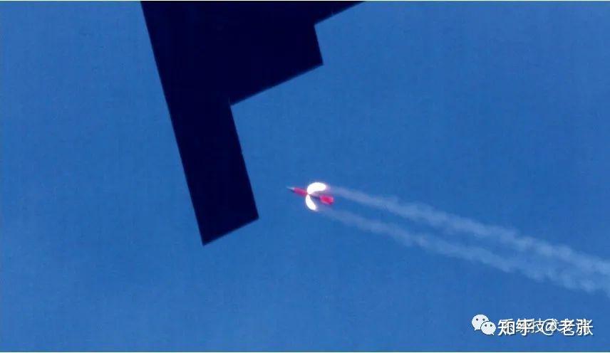 B-61系列核炸弹 - 知乎