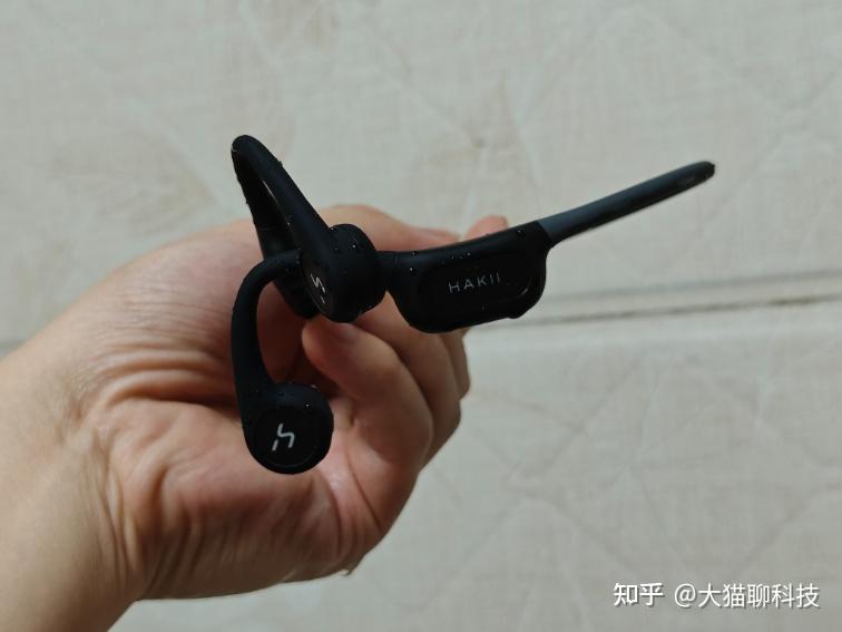 不戴耳机也能听歌！哈氪Hakii SURVIN骨传导运动耳机测评体验 - 知乎