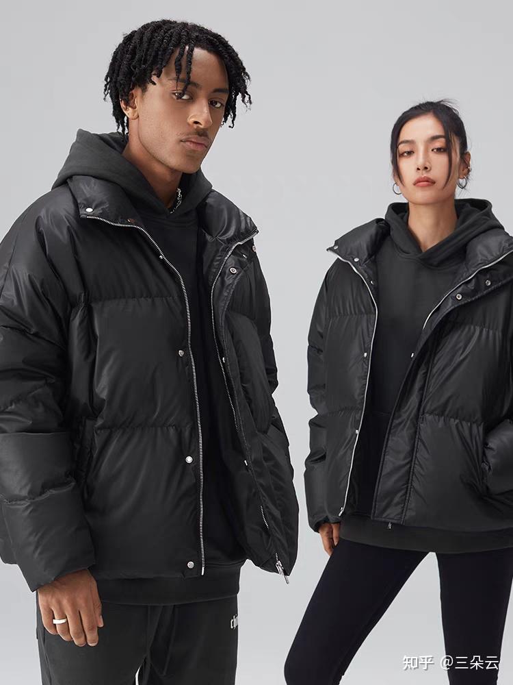 长款羽绒服灰鹅绒充绒量131g，含绒量90%，蓬松度600，零下十几度度穿会冷吗？ - 知乎