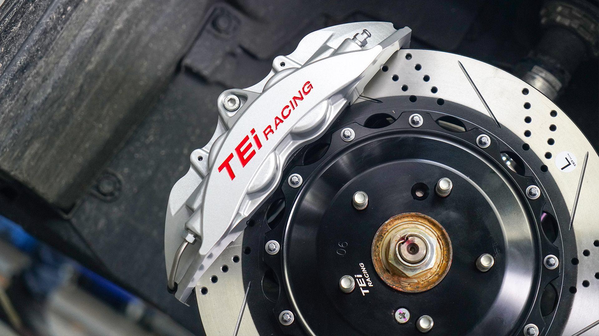 改装案例丨十一代思域升级P40NS+大四活塞卡钳套件 - 知乎