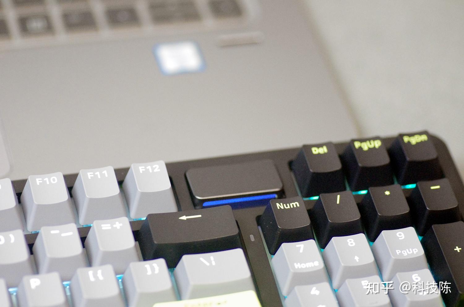 键盘圈内卷王炸！雷柏V700DIY-98实测：热插拔/消音结构/全键RGB - 知乎