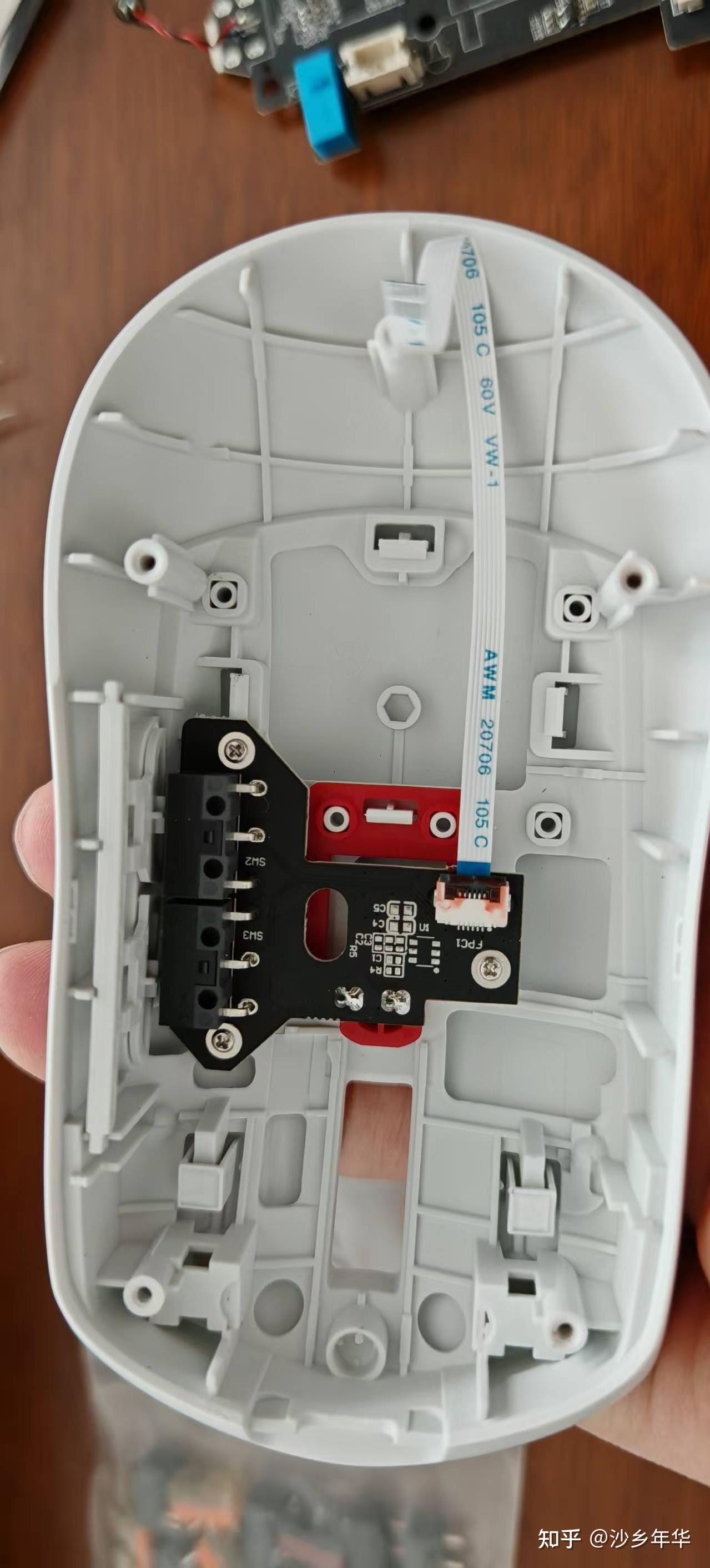 讯飞AI智能语音鼠标AM50拆解更换微动 - 知乎