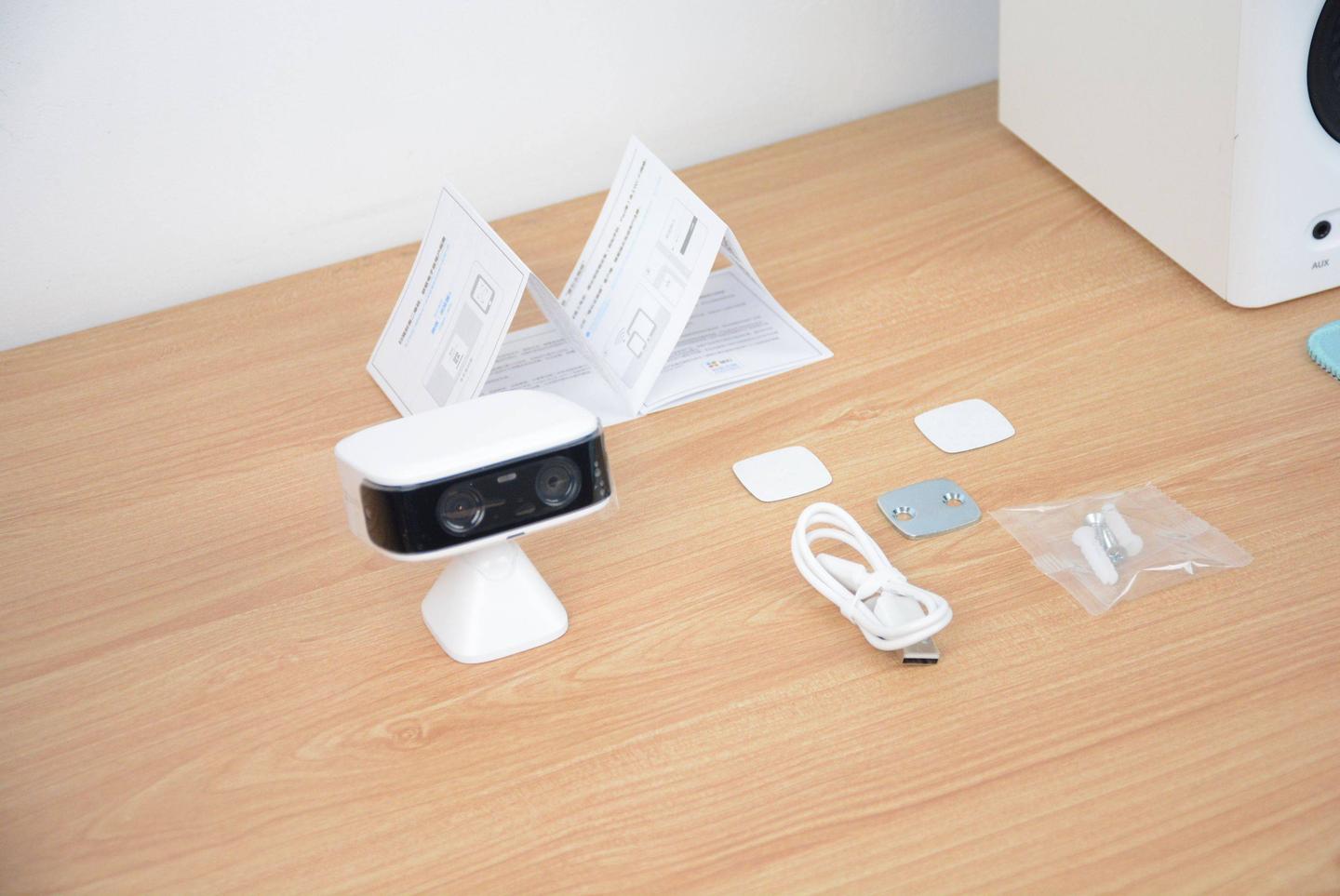 内置电池+双摄4G，摄像机的王者：萤石室内电池摄像机小魔方CB60 - 知乎