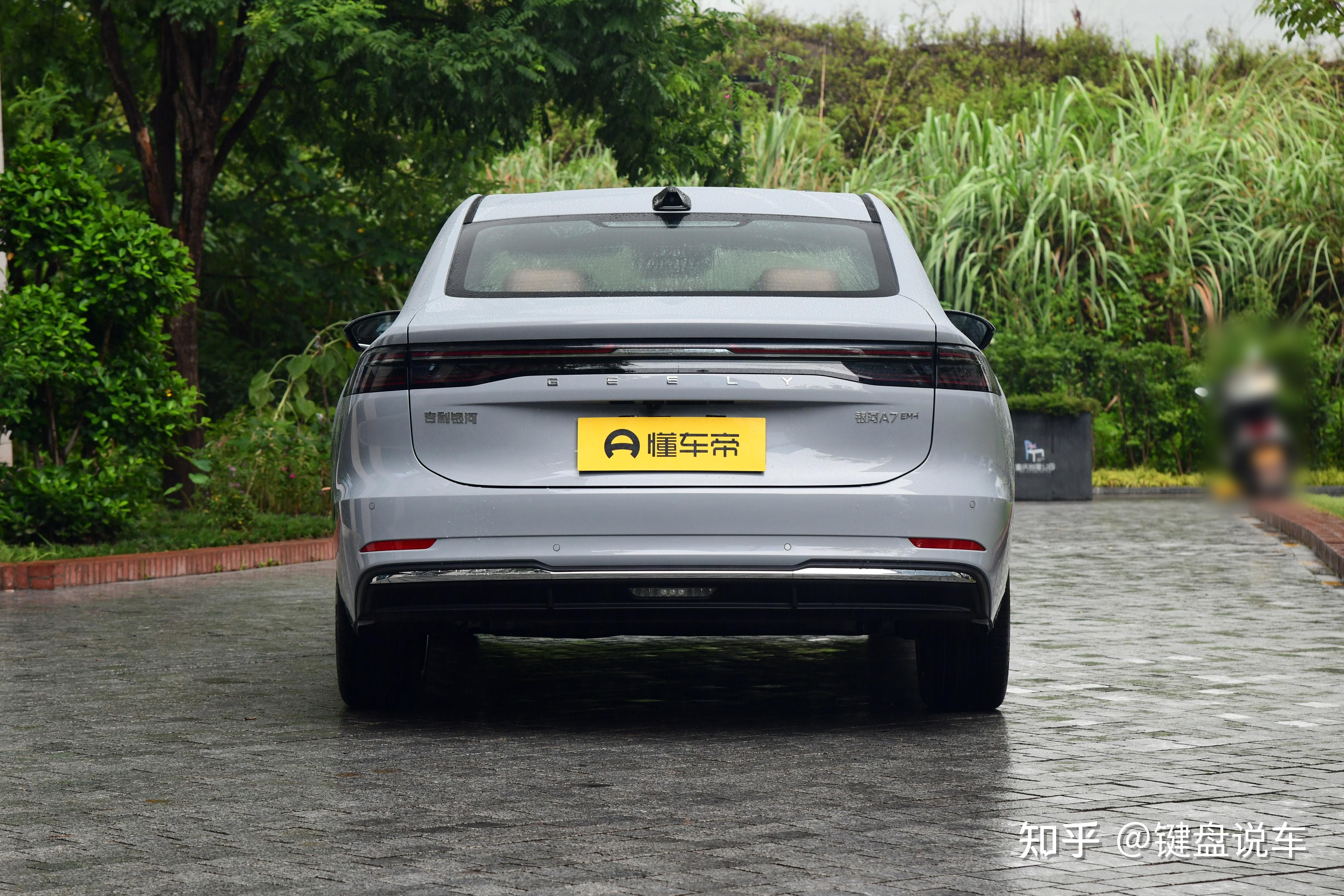 2.67L油+2100km续航！银河A7预售在即，秦L “省油王”宝座悬了？ - 知乎