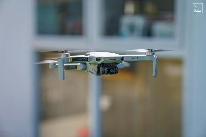 DJI Mini 2 评测：小机身，藏大性能 - 知乎