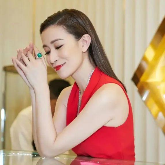 太给长脸女人 长脸”的7位女明星，真的很美，高级感十足！凭什么如何做到颜值出众的？ 知乎