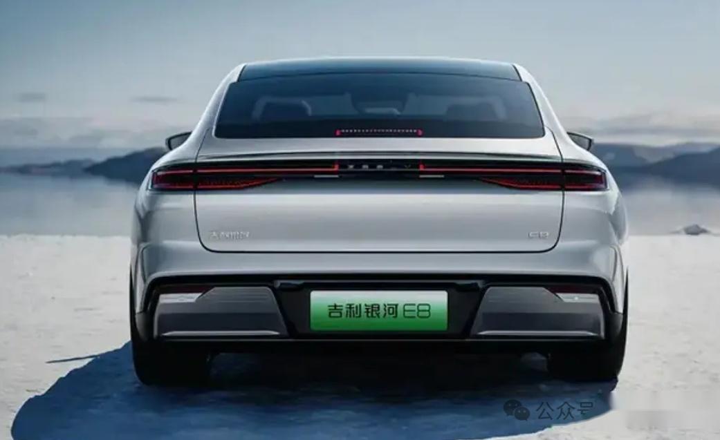 800V快充+550km续航，银河E8凭什么叫油车？ - 知乎