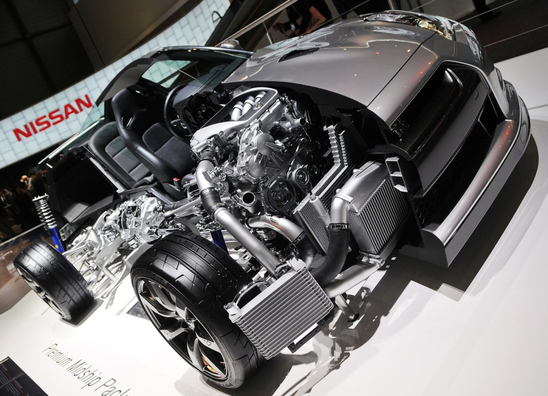 GTR R35不光是超跑杀手，更振兴了身陷泥潭的日产？ - 知乎