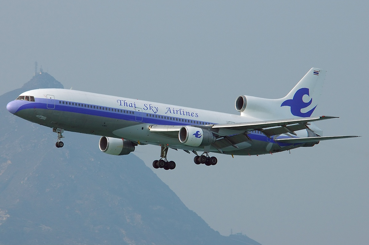 洛克希德L-1011 / Lockheed L-1011 TriStar（第二部分：设计、运营历史、型号）- 辽观搬运的中英文维基百科词条 - 知乎
