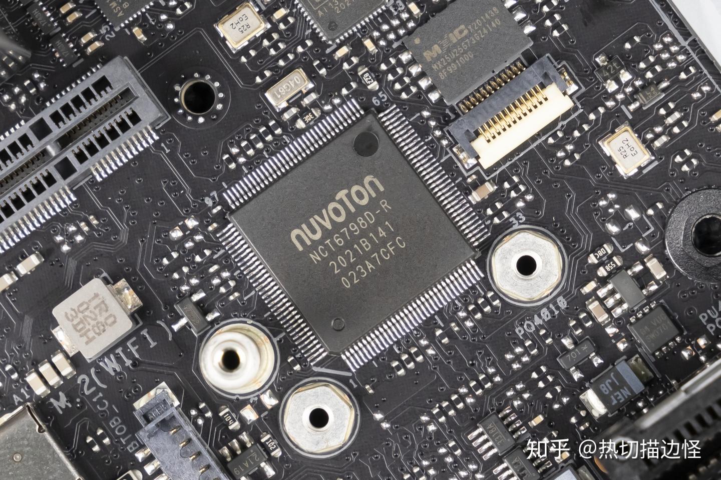 信仰与颜值并存！华硕 ROG STRIX B550-I GAMING 拆解评测