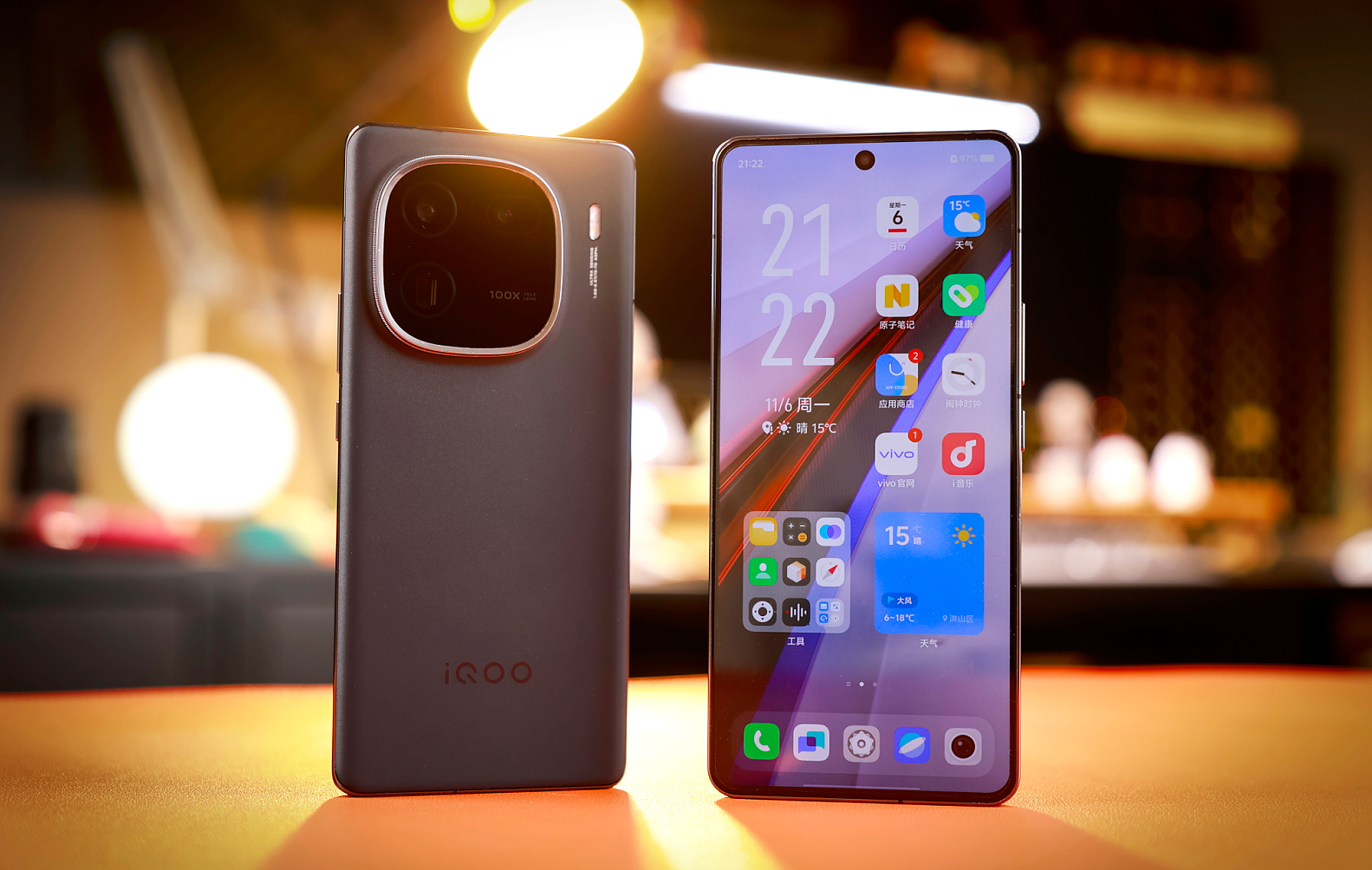 如何评价 11 月 7 日发布的 iQOO12 系列？会重演初代 iQOO 的辉煌吗？ - 知乎