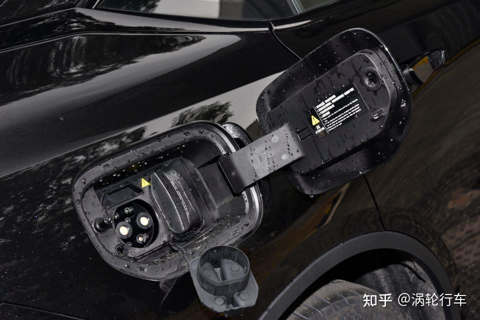 长安也确实上硬菜！全新深蓝L07上市，搭华为乾崑智驾，油耗3.8L - 知乎