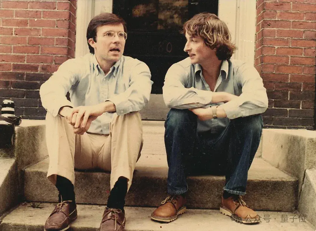 Hinton能重新坐下了，什么时候开始的？ - 知乎