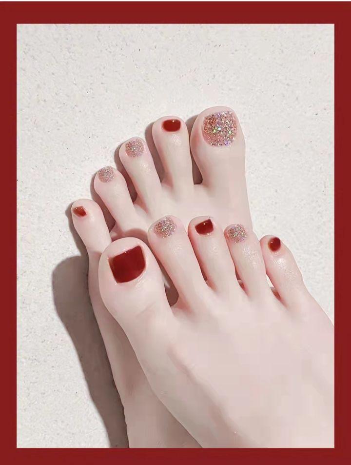 女人做脚指甲用什么颜色好看显白 知乎