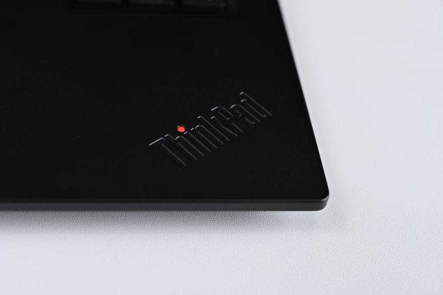 ThinkPad E14 2025评测：硬盘换上长江存储PC411，性能续航双提升 - 知乎