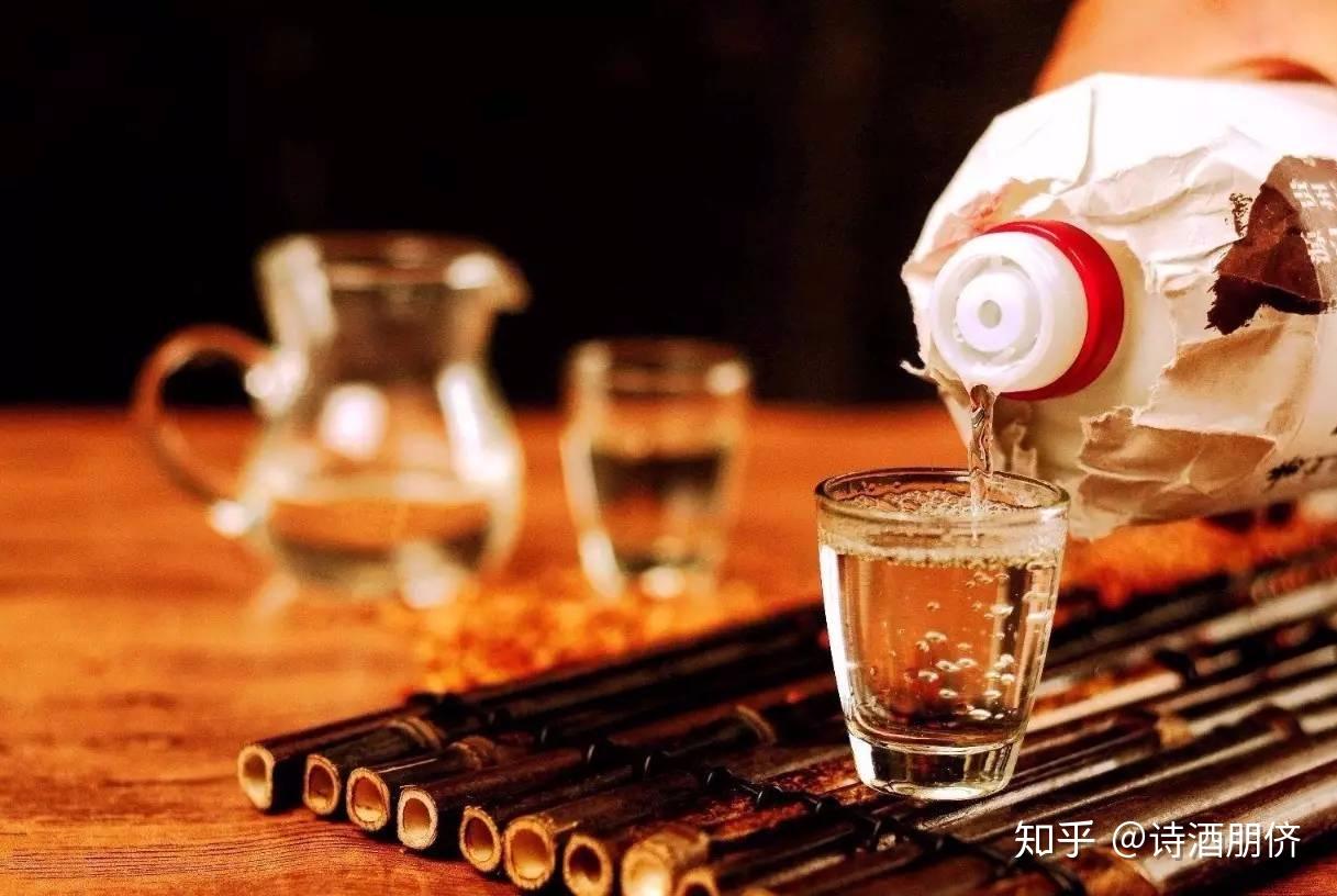白酒和美食有什么搭配讲究？ 知乎