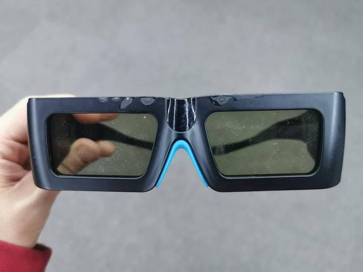 【每天一款VR设备】Volfoni EDGE RF 射频3D液晶快门眼镜及RF50发射器 - 知乎