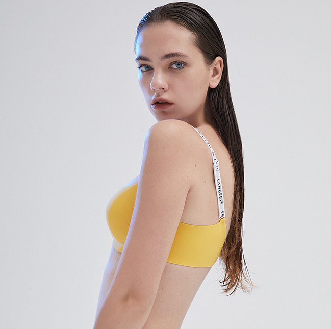 内衣穿34B/75B，胸算小吗？