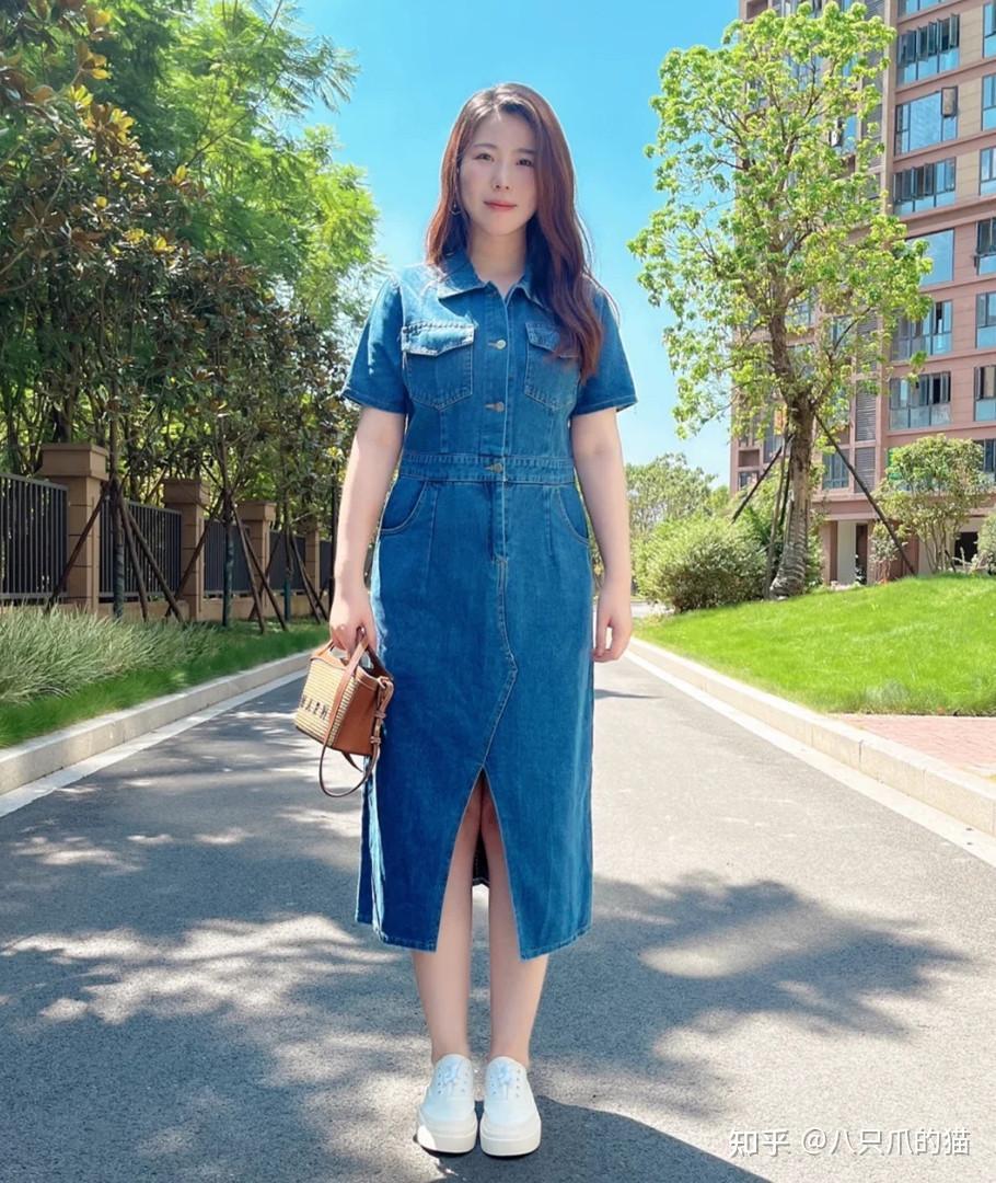 会打扮的“胖女人”有多美？她165cm/142斤，各种美衣美裙都敢穿 - 知乎