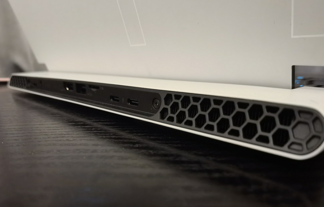 用笔记本电脑玩《原神》得什么样的配置？ - 知乎